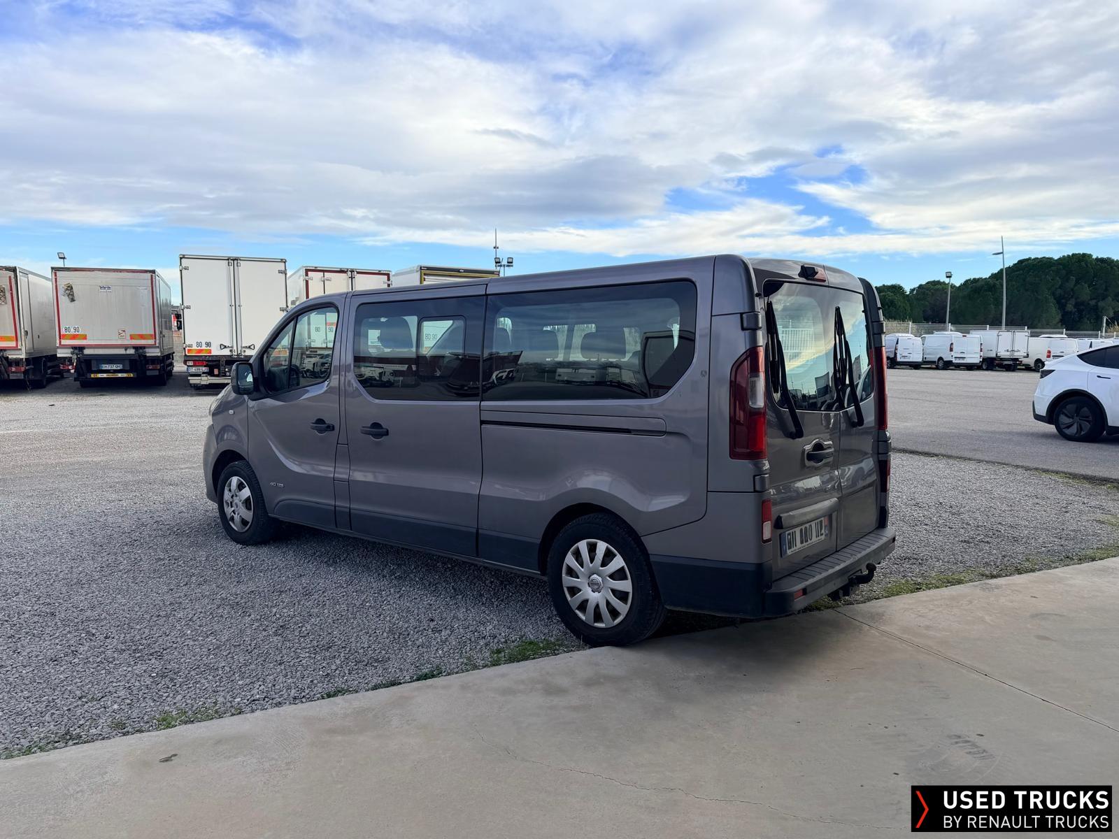 Nissan NV300 125 LCV for sale, Box body 4X2 5t02 Euro 6, SAINT JEAN DE ...